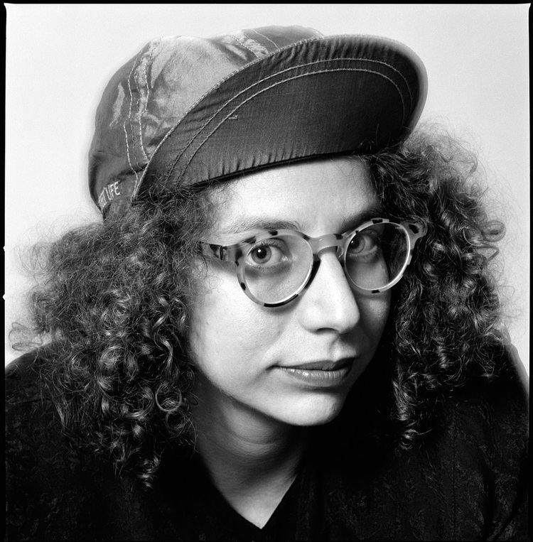 LGBTQ ON NETFLIX – The Studycam