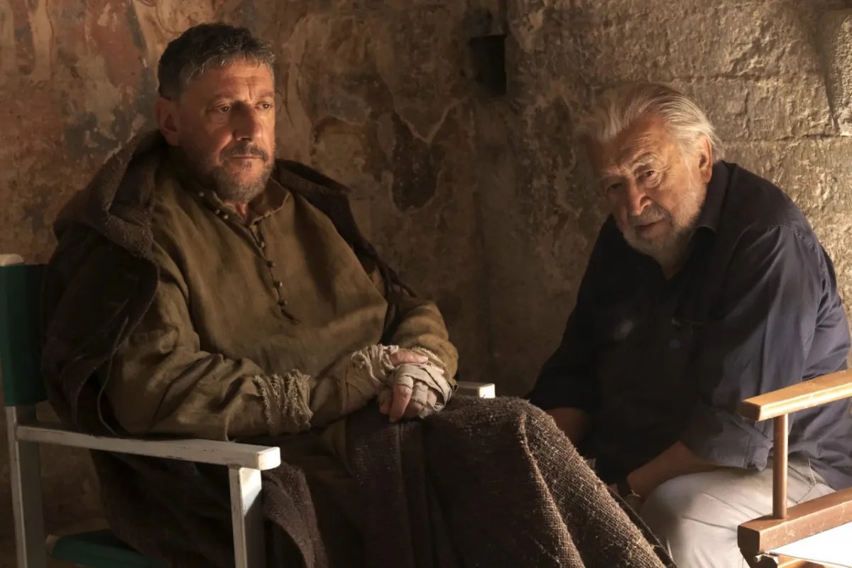 L’ambivalente grandiosità di Dante nel nuovo film di Pupi Avati – The Studycam